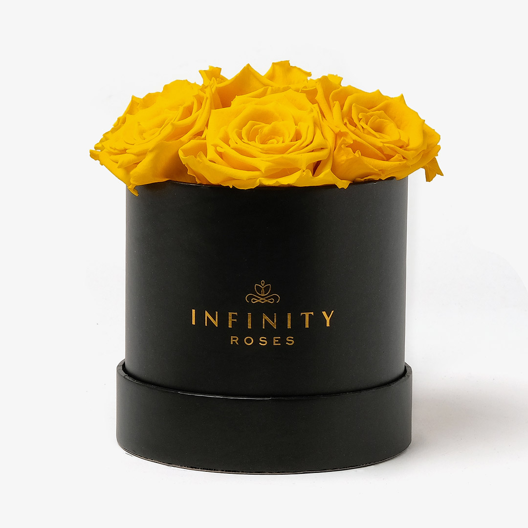 Shop Our Forever Roses In A Box | Next Day Delivery Available ...