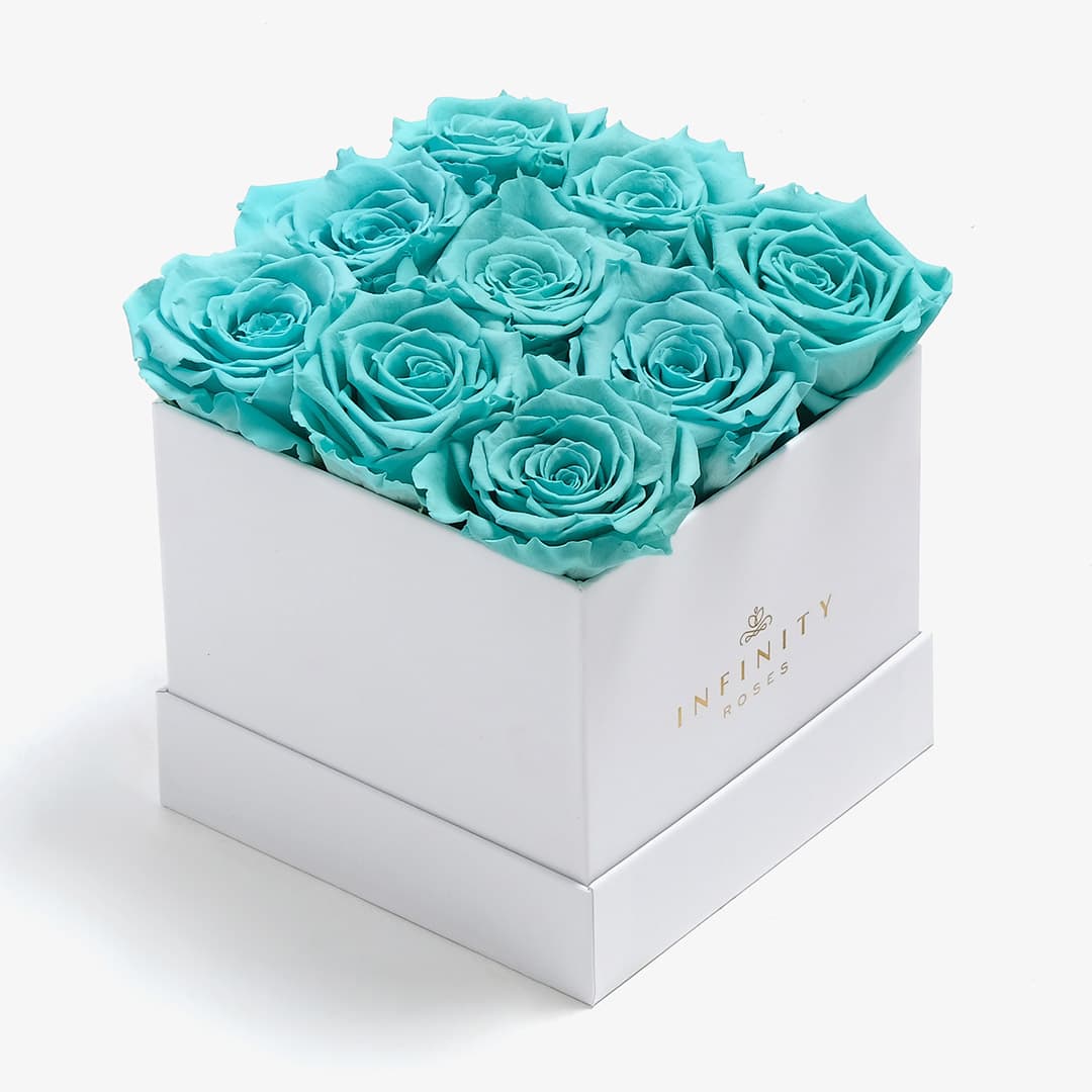 Shop Our Forever Roses In A Box | Next Day Delivery Available ...