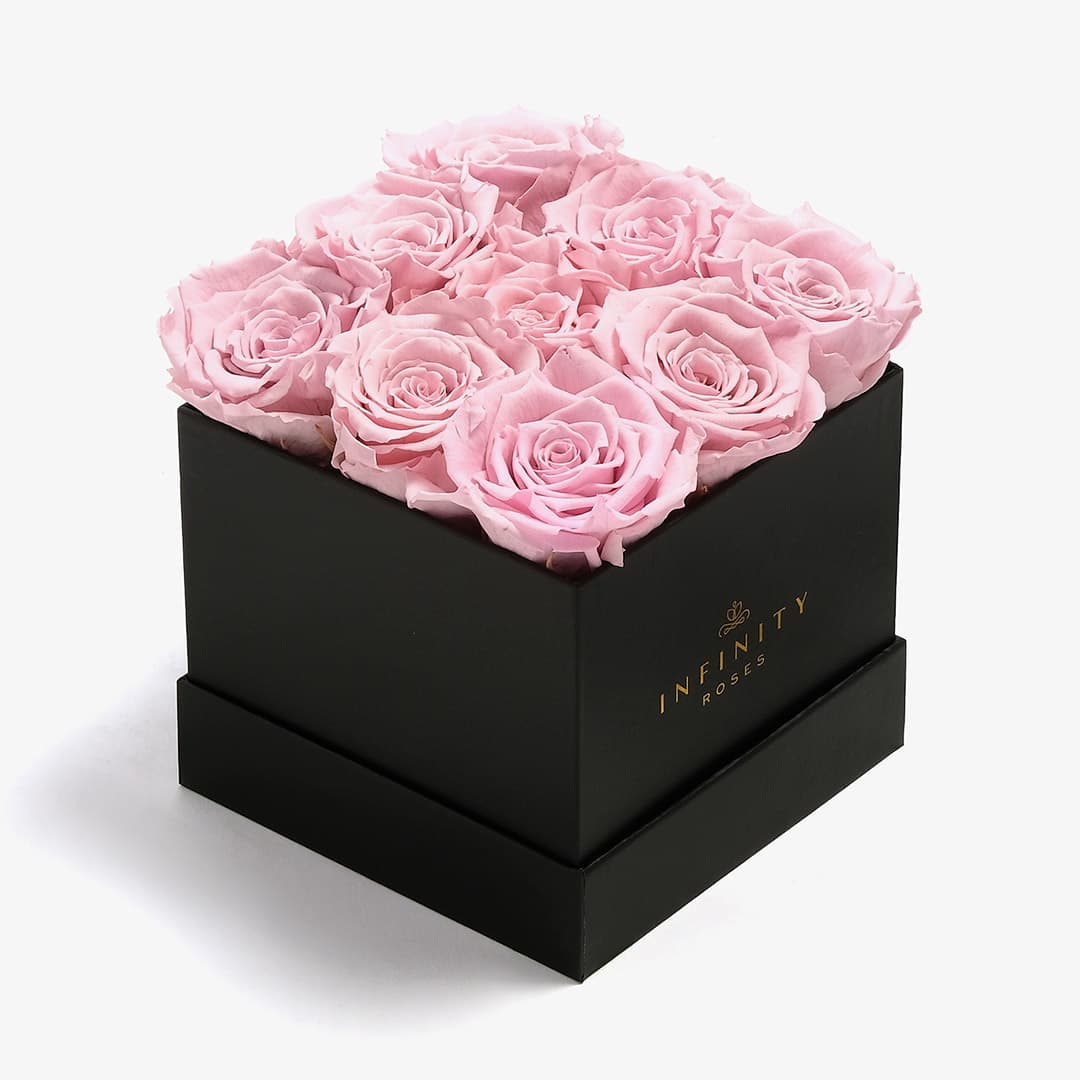 Shop Our Forever Roses In A Box | Next Day Delivery Available ...