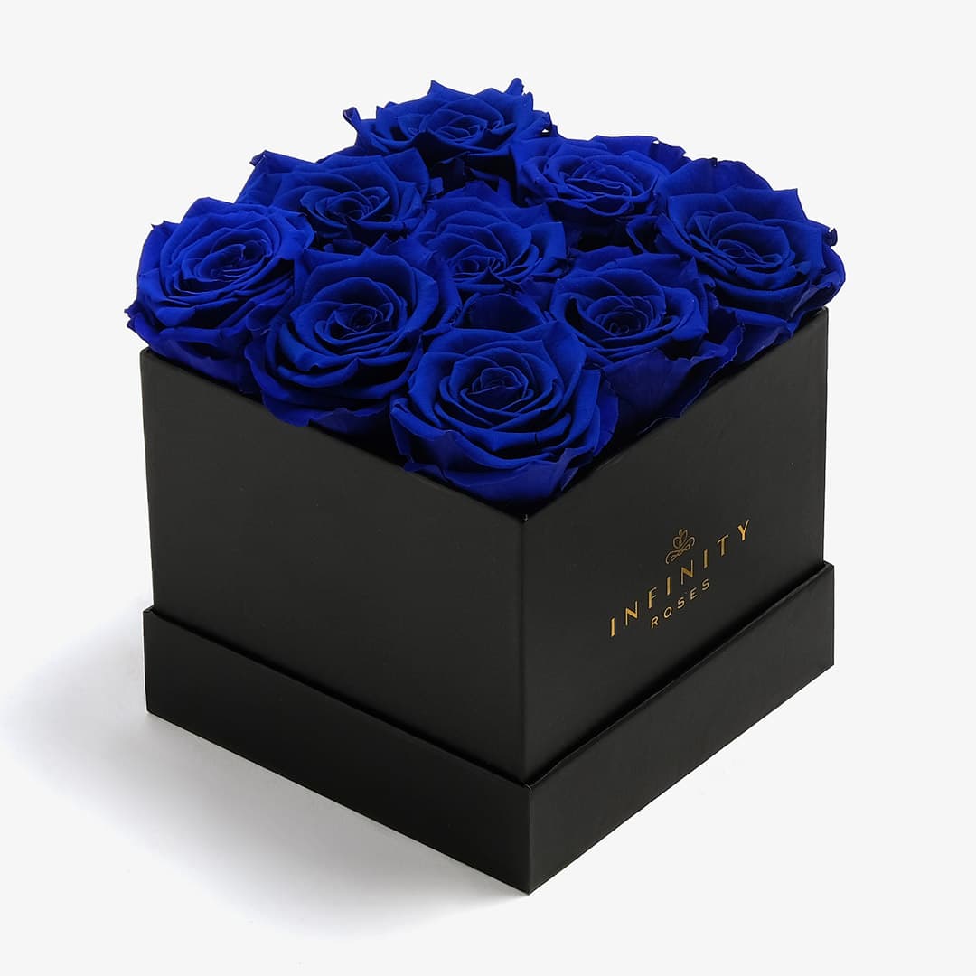 Shop Our Forever Roses In A Box | Next Day Delivery Available ...