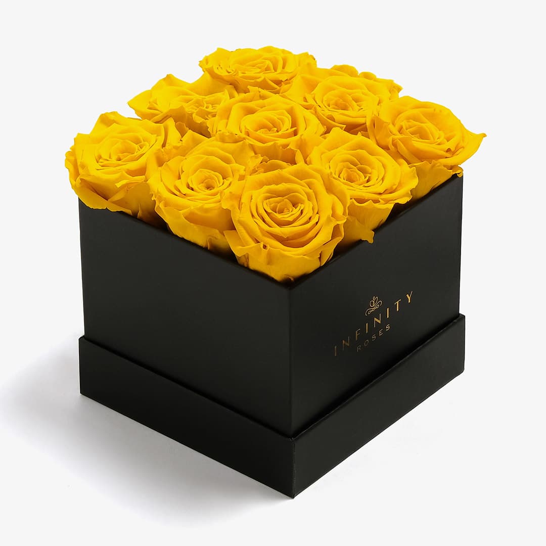 Shop Our Forever Roses In A Box | Next Day Delivery Available ...