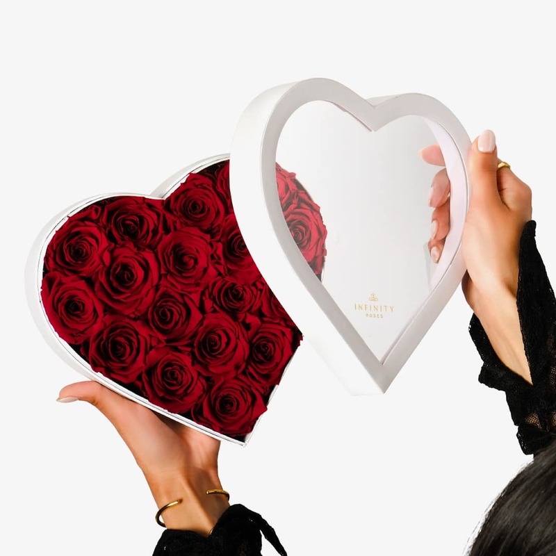 Infinity Roses | Large Heart Box