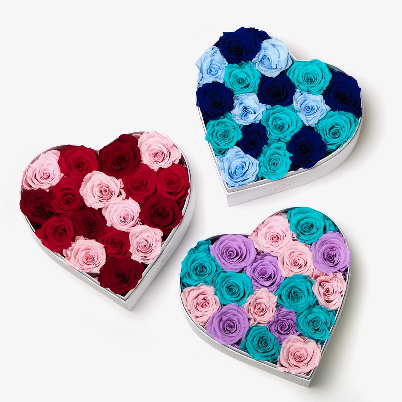 Infinity Roses | Large Heart Ombre Box